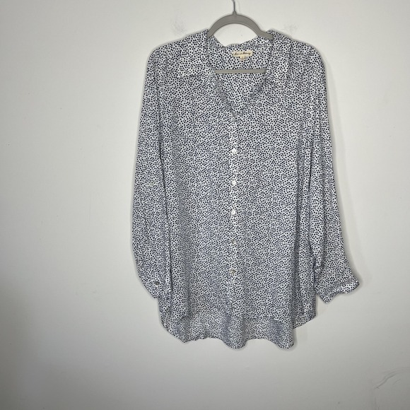 Jane and Delancey | Tops | Jane And Delancey Shirt Womens X White Heart ...